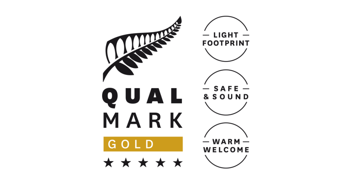 Awarded Qualmark Gold - Akaroa Dolphins